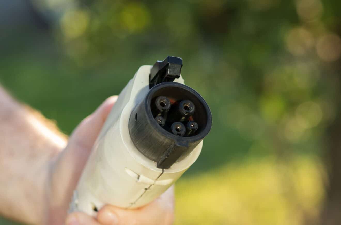Recharger sa voiture électrique : tous les types de prise